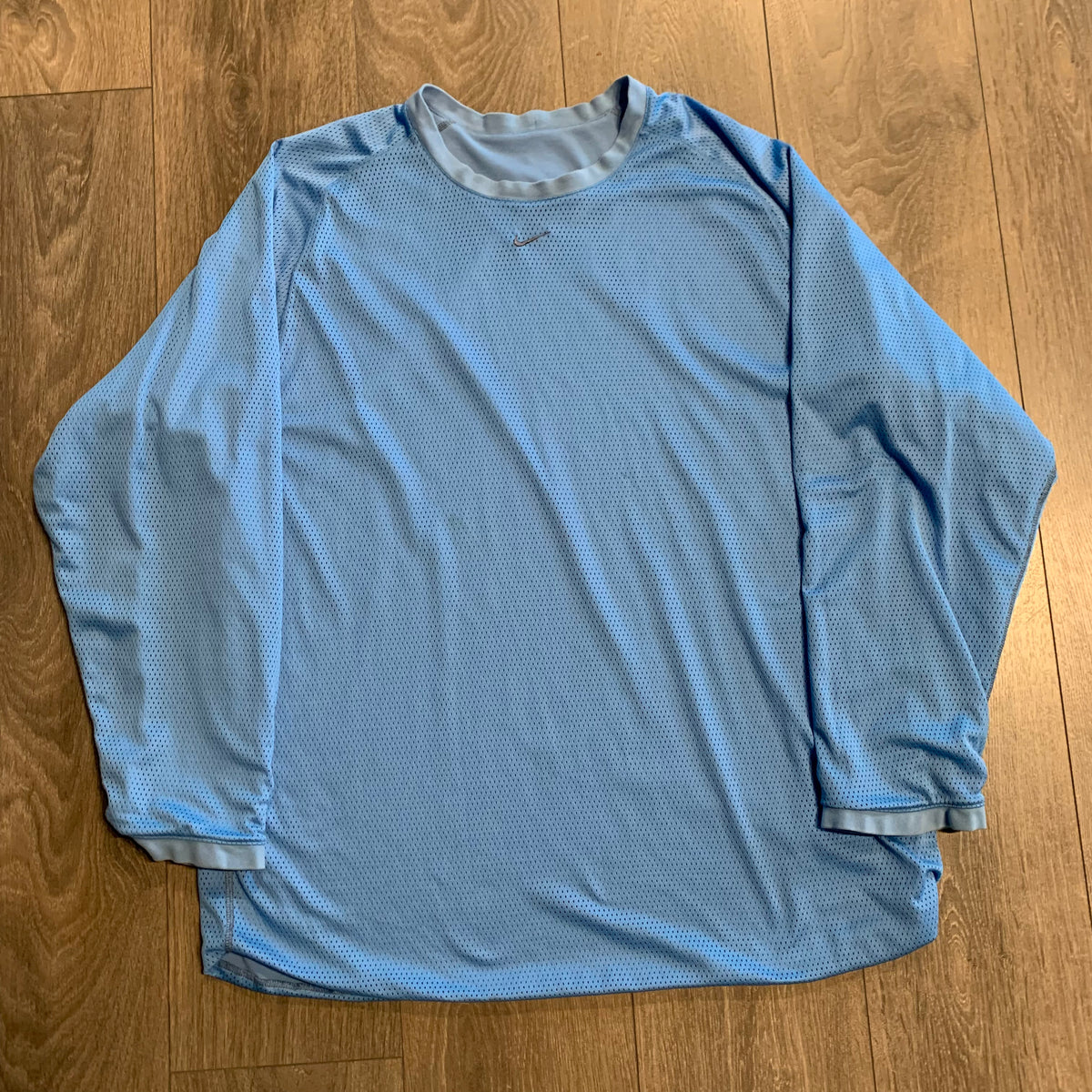 Y2K Sky Blue Nike Reversible LS XL – Gone Again Vintage